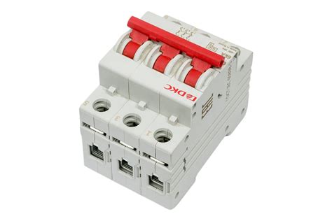 Автоматический модульный выключатель DKC YON MD63 3P 50А C 6kA MD63 ...