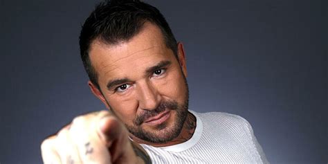 Il Fallait Que Je Rentre Mathieu L Amour Est Dans Le Pr De Retour En France Avec Son Fils