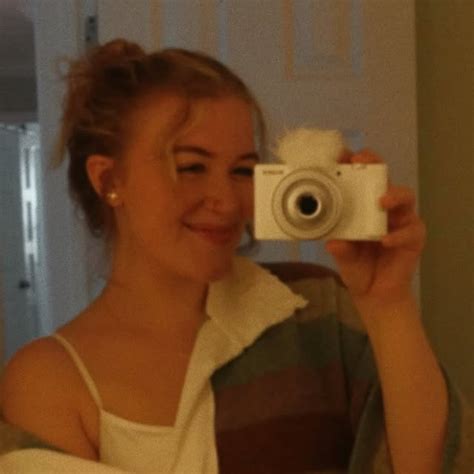 Emily Brooke Officialemilybrooke On Threads