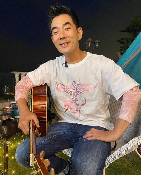 任賢齊農曆生日逢端午 母親備整盤粽子插大蠟燭慶生 娛樂 中時