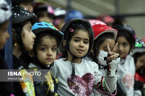 رقابت المپیاد محلات یزد به دختران اسکیت‌سوار رسید ایسنا