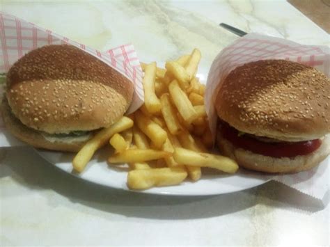 27 αξιολογήσεις για Ο Γυρος Του Κοσμου Εστιατόριο στην Κάτω Νευροκόπι Ανατολική Μακεδονία Θράκη