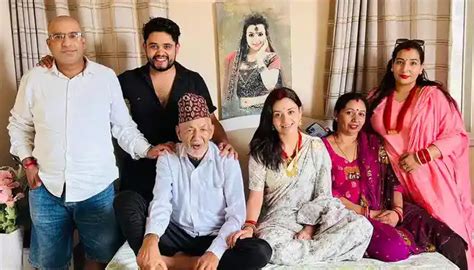 Neeta Dhungana Biography Mother Age Husband Movie Father