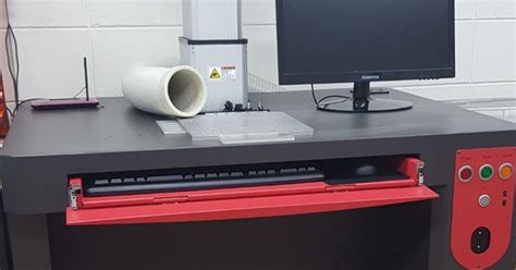 레이저마킹 명판조각 텀플러각인 볼펜각인등 김지선 숨고 숨은고수