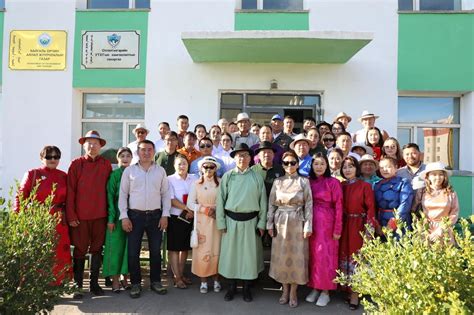 Завхан аймгийн байгаль орчны тэргүүний албан хаагчдыг шагнав