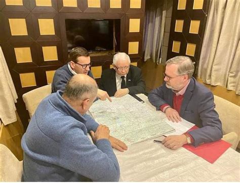 وصل رؤساء وزراء بولندا و جمهورية التشيك وسلوفينيا إلى كييف دليل الحياة للنشر