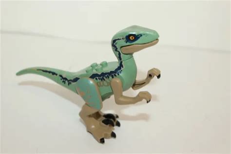 Lego Jurassic World Velociraptor Blue Minifigure Dinosaur £2696
