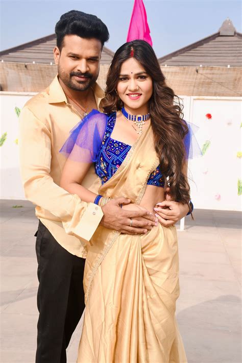 साउथ की एक्ट्रेस को ब्याह ले गए भोजपुरी सुपर स्टार रितेश पांडेय शादी