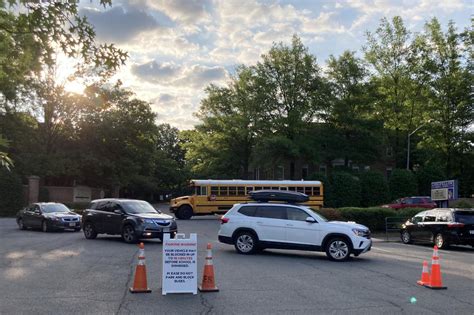 Opinion No Resolution In Sight For Lms Traffic Snares The Longfellow