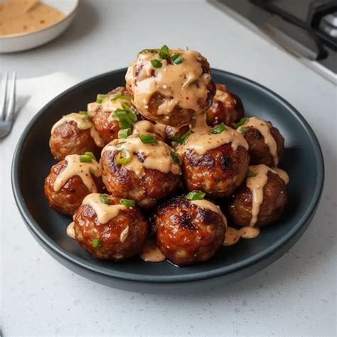Boulettes De Viande Bbq Coréen Avec Sauce Mayo épicée