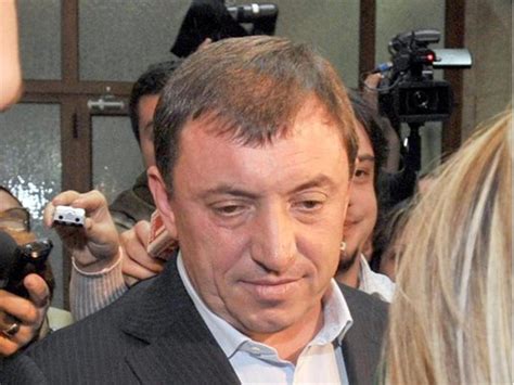 Пуснаха Алексей Петров под домашен арест