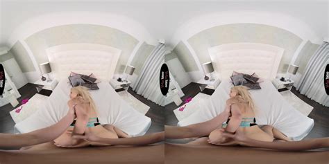 A V R O R A L A C O S T A Eporner