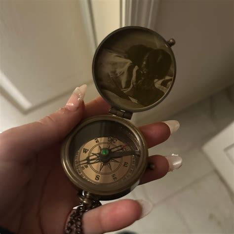 Engraved Compass Christmas Present Fathers Day T Mothers Day