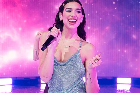 Dua Lipas “levitating” Was The Most Popular Song Of 2021 Hypebeast