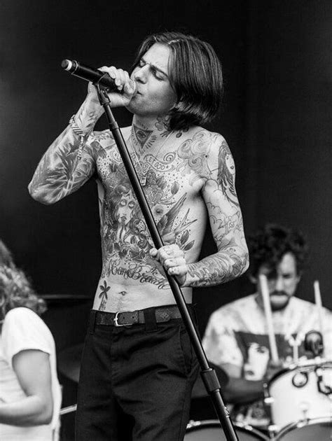 Pin De Sonaksh Tholia Em Hoodlum Jesse Rutherford Cantores Rock
