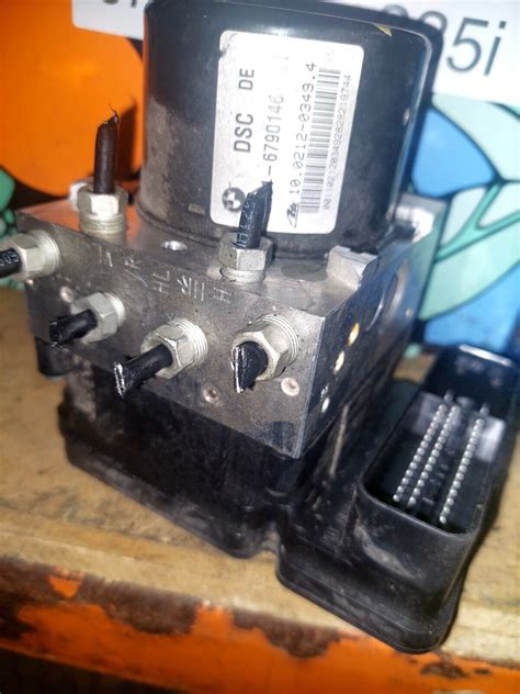 Bmw E90 E91 E92 325i Abs Module Pump 3451 6790146 6790147 N52 E87 E88