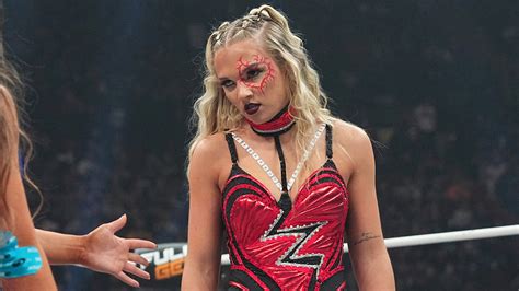Backstage Update On Julia Harts Aew Contract Status