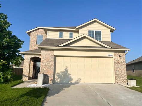 12105 Greywacke Dr Manor Tx 78653 House Rental In Manor Tx