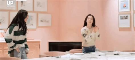 Red Velvet Gif Red Velvet Cute Discover Share Gifs