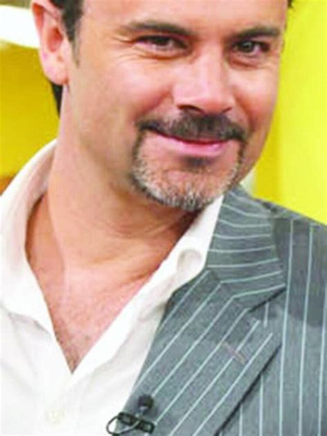 Como Los Buenos Vinos Lucero Y Su Cumpleaños ¡número 50