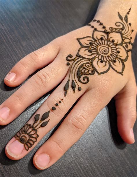 Henna Tattoo Images