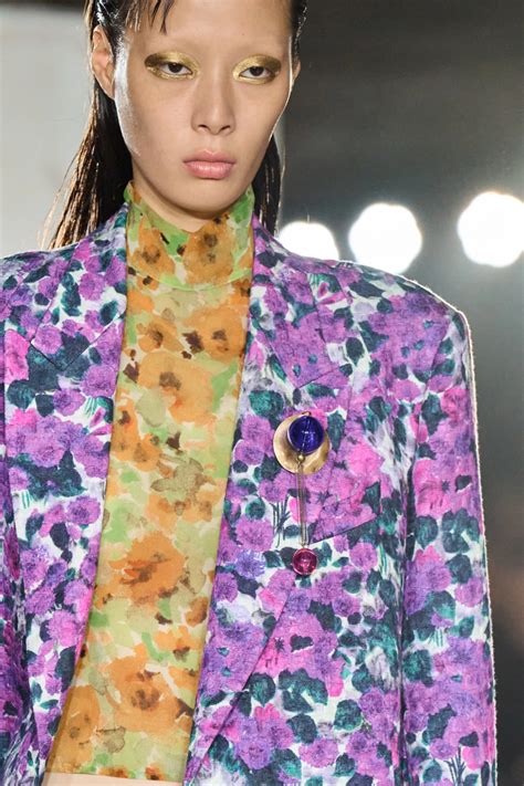 Dries Van Noten Spring 2023 Ready To Wear Collection Artofit