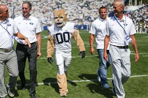Byus Cosmo The Cougar Sparks Nationwide Mascot Dance Off Deseret News