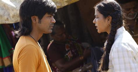 Dhanush Andrea Jeremiahs Vada Chennai Leaked Online On Day Of Release