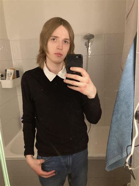 Transfem Selfie Rule R 196