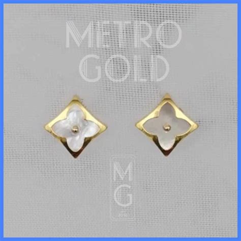 Saudipt18kevgoldlldiamond~ppshape~srflower~ghwhite~eeearrings