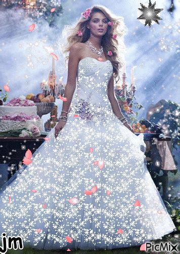 314c0cd23a37fd44e9d6399ecd753118 356×500 Wedding Dresses