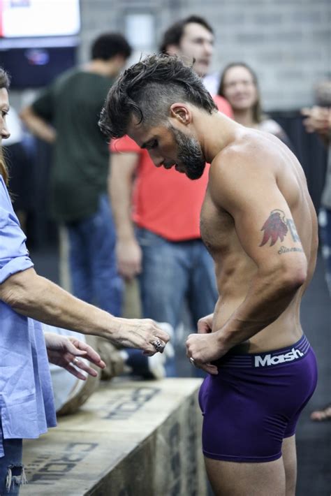 Bulge Alert Page 3 Eye Candy Celebrities
