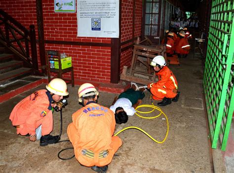 မိုးညှင်းမြို့၌ ငလျင်ဘေးအန္တရာယ် သဏ္ဍာန်တူသရုပ်ပြဇာတ်တိုက်လေ့ကျင့