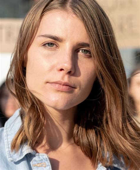 Az Exem Nem Hajlandó Gondoskodni A Súlyosan Beteg Lányunkról Mióta új