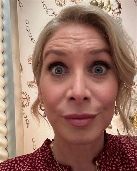 Elizabeth Mitchell Relizabethmitchell