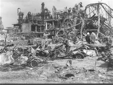 The Flixborough Disaster That Killed 28 People And Left Debris Crashing