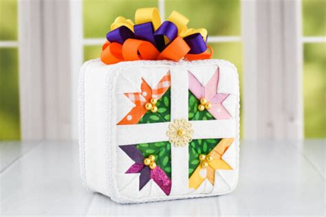 Springtime Pattern Ebook And Video Tutorial The Ornament Girls Market