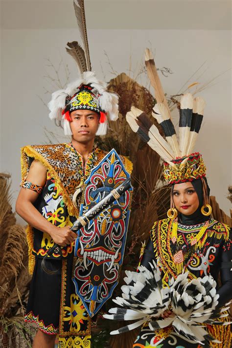 Pernikahan Mega And Putra Confetti Project