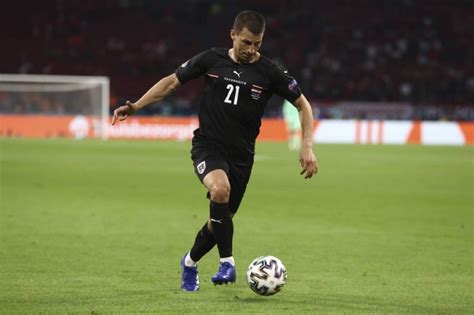 Austria Defender Stefan Lainer Back In Training After Successful Cancer