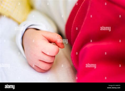 What Does Small Hands Mean For A Girl At Georgia Townley Blog