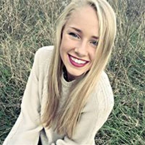 Stream Caroline Rou Music Listen To Songs Albums Playlists For Free