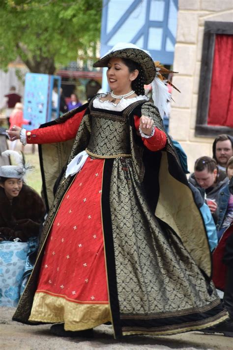 Scarborough Fair Tx Renaissance Festival Women Costume Historical