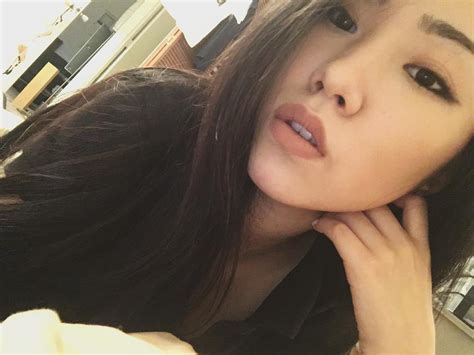 Cute Lips Rrealasians