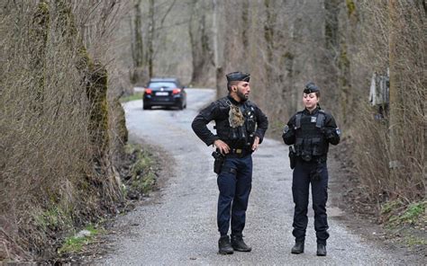 Botten Gevonden Van Vermiste Peuter In Frankrijk