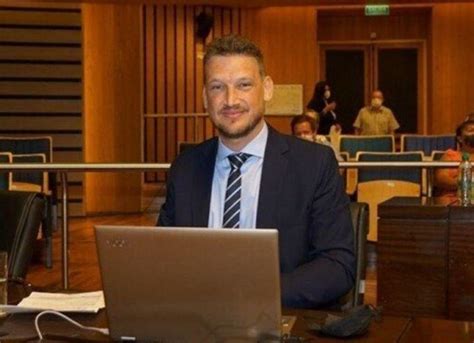 Hallaron Imágenes De Pornografía Infantil En La Computadora Del