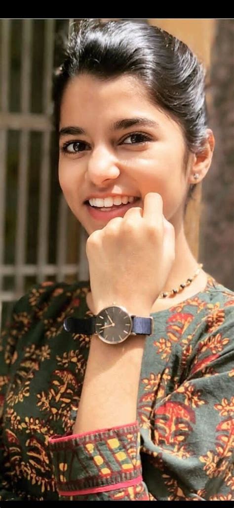 6 Hot Sexy Maithili Thakur Bikini Pics