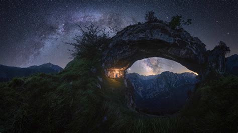 36 Awe Inspiring Sun Moon And Milky Way Photos Of 2020 Petapixel
