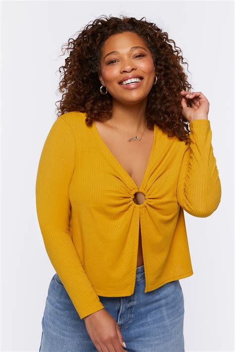 Plus Size Split Front O Ring Top