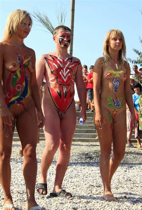 🌈 Colorful Naturist Couples Photo Pack Pure Naturism Images