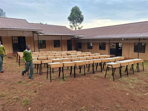 2025 10 23 Schooltafels Staan Klaar Franekeractueel